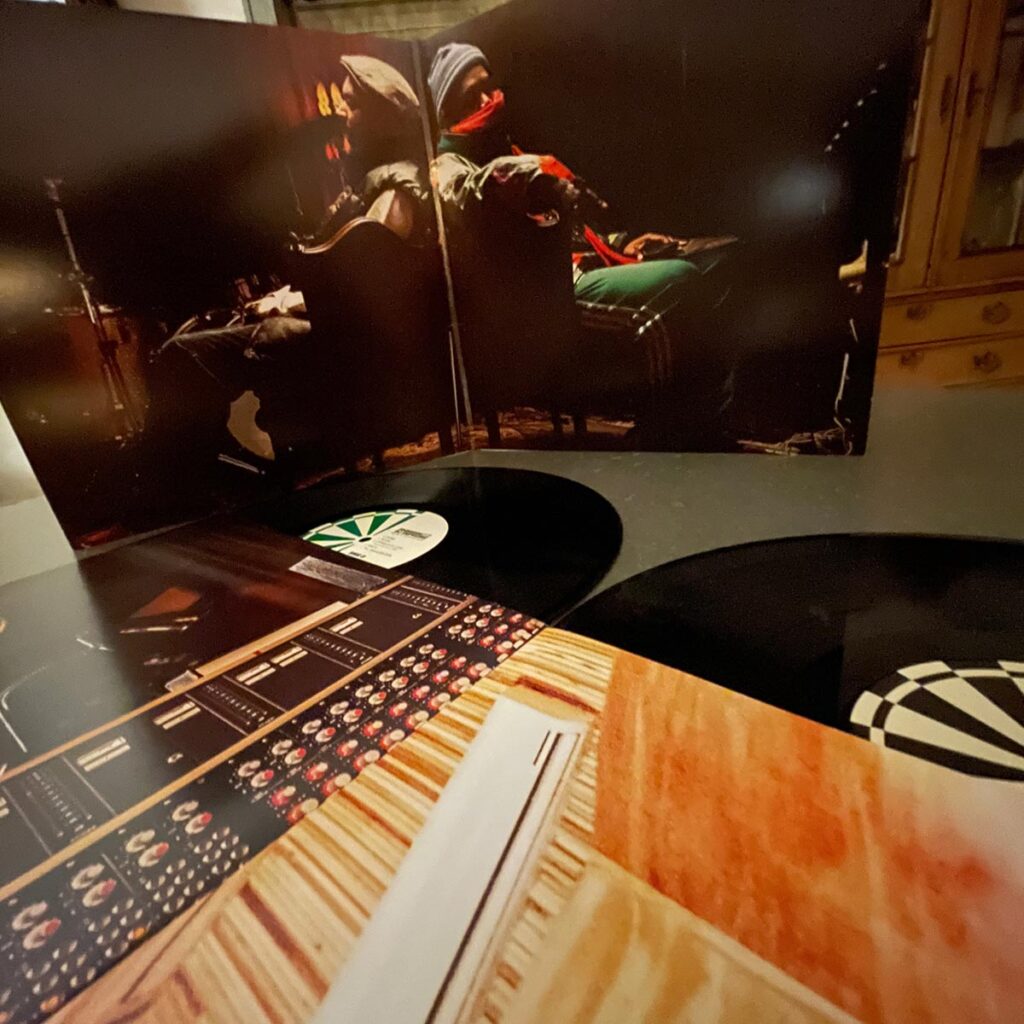 Shaheed and DJ Supreme - The Art of Throwing Darts - communicating vessels